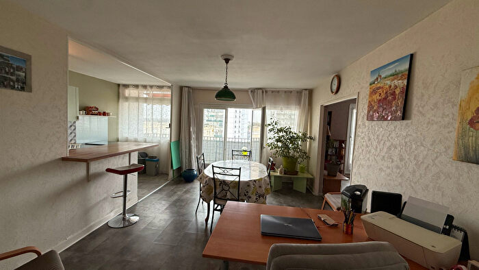Appartement à vendre - Le Mée-sur-Seine, La Croix Blanche - 4 pièces - 2 chambres