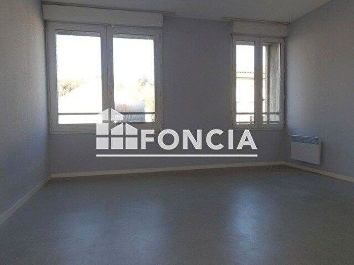 Trois Quartiers-Centre Ville, Poitiers : Appartement 1 pièce à louer