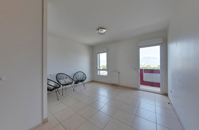 Appartement 2 pièces à Échirolles, Centre-ville, à vendre