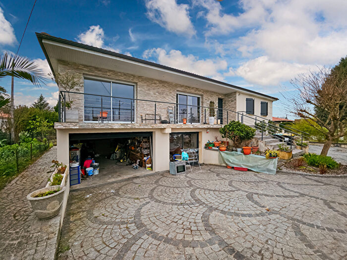 Maison à vendre - Léognan - 8 pièces - 5 chambres