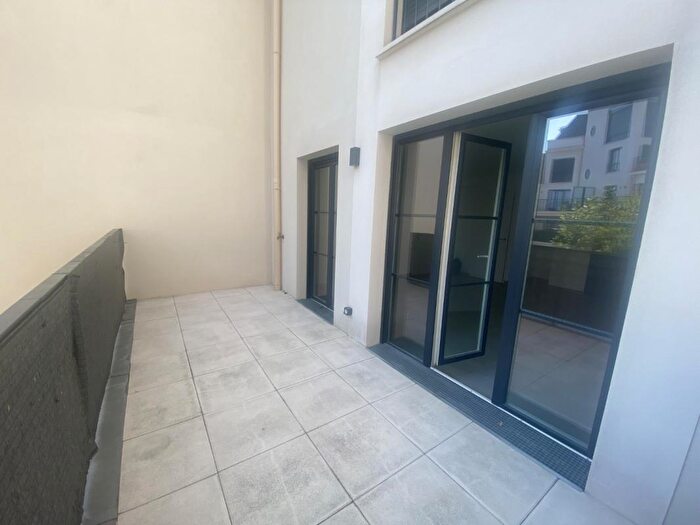 Clamart, Centre-ville : Appartement 2 pièces à louer