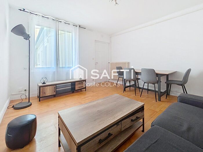 Reims, Europe, Chemin Vert - Appartement 2 pièces à vendre
