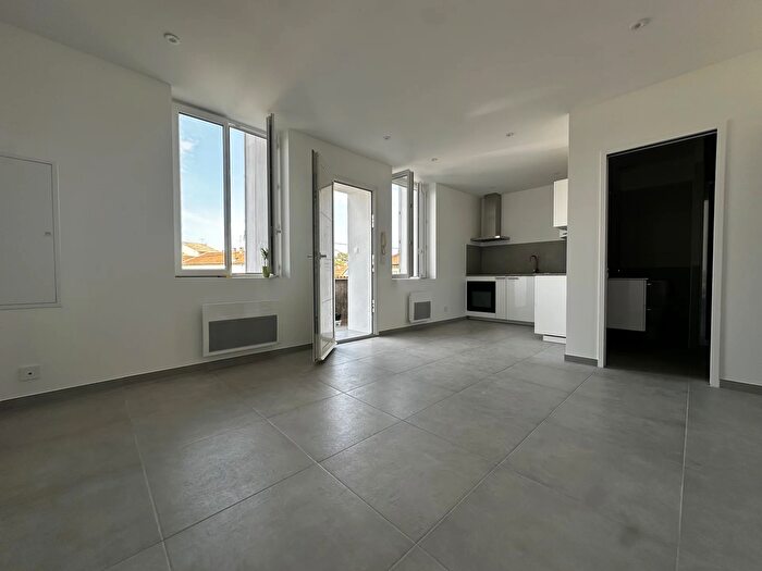 Appartement à louer - Clermont-lHérault - 3 pièces - 2 chambres