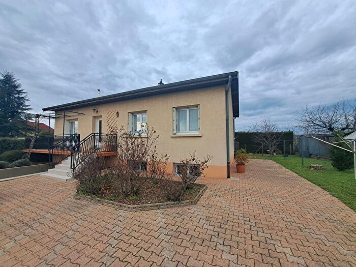 Maison à vendre - Beaurepaire - 5 pièces - 3 chambres