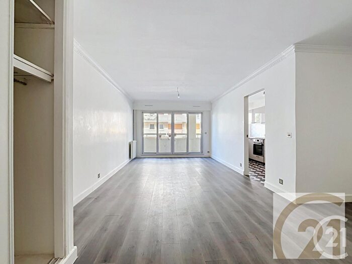 Paris 18ème, Grandes Carrières, Clichy - Appartement 2 pièces à vendre