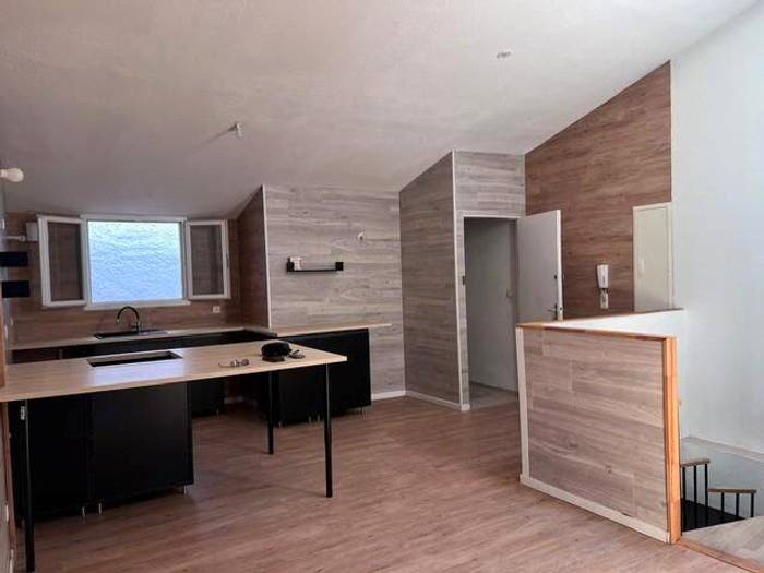 Appartement 3 pièces à louer - Cabasse