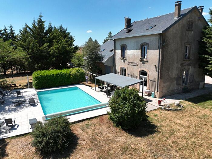 Maison 13 pièces à vendre à Nant