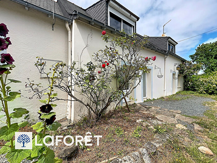 Maison 5 pièces à Les Touches, à vendre