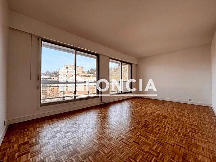 Appartement à louer - Flammarion, Lyon ème arrondissement - 2 pièces - 1 chambre