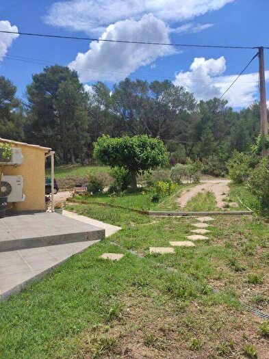Maison à louer - Les Aires-Notre Dame, Gardanne - 4 pièces - 3 chambres
