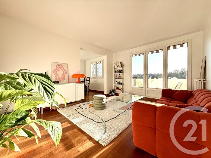 Appartement à louer - Saint-Germain-en-Laye, Bergette, Debussy - 4 pièces - 2 chambres