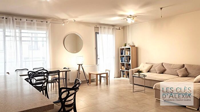 Appartement à vendre - Villeurbanne, République, Tolstoi - 4 pièces - 2 chambres