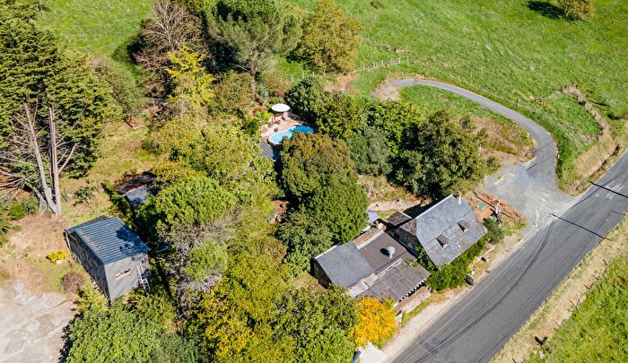 Maison à vendre - Juillac - 4 pièces - 2 chambres