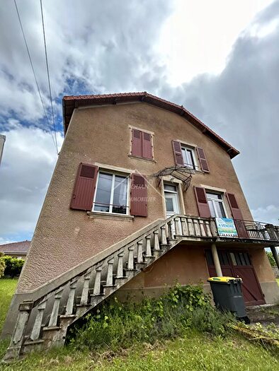 Maison à vendre - Saint-Pourçain-sur-Sioule - 7 pièces - 3 chambres