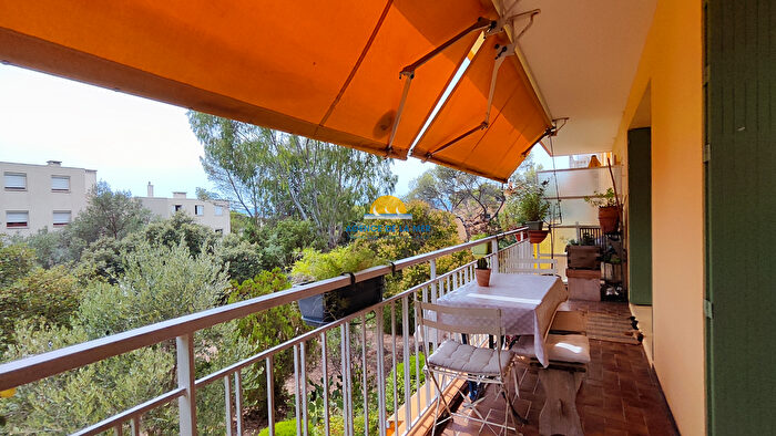Appartement 4 pièces à Saint-Raphaël, Les Arênes, à louer
