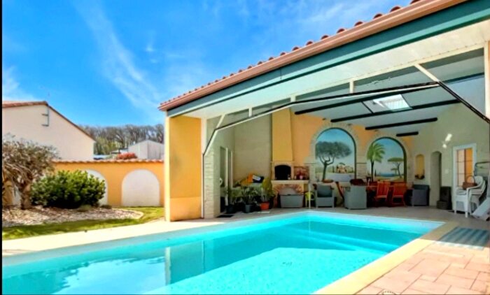 Chantonnay - Maison 6 pièces à vendre