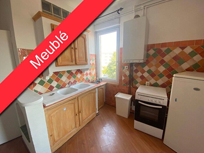 Gambetta, Nîmes : Appartement 2 pièces à louer