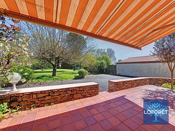 Maison à vendre - Chantonnay - 6 pièces - 4 chambres