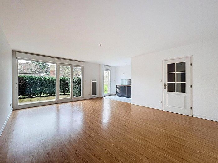 Appartement à louer - Ancien Mons, Mons en Baroeul - 3 pièces - 2 chambres