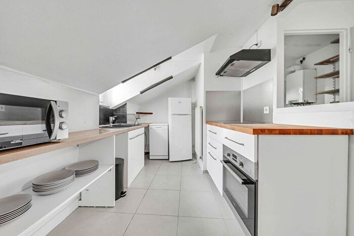 Grangier, Dijon : Appartement 2 pièces à louer