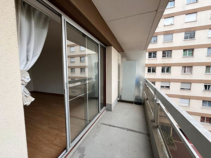 Paris 11ème, Belleville, Saint-Maur : Appartement 2 pièces à vendre