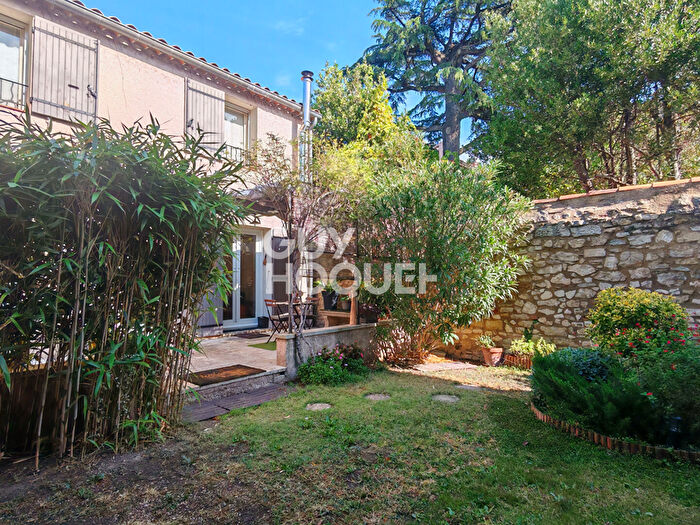 Carpentras, Coeur de Ville - Maison 3 pièces à vendre
