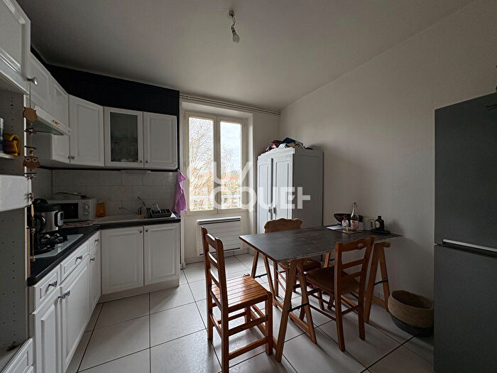 Appartement à vendre - Grigny - 3 pièces - 2 chambres