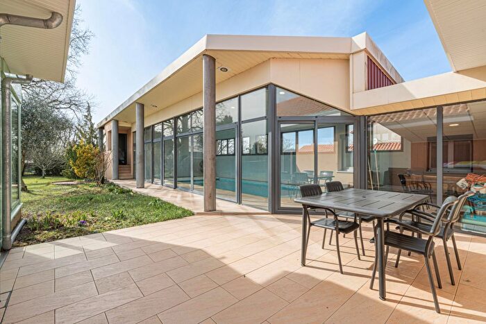 Maison à vendre - Saint-Junien - 7 pièces - 5 chambres