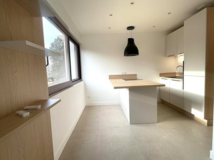 Appartement à vendre - Annecy, Parmelan, Albigny - 3 pièces - 2 chambres