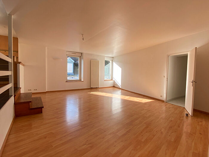 Appartement à louer - Saint-Brieuc, Centre-ville, Saint-Michel, Le Légué, Notre-Dame - 5 pièces - 4 chambres