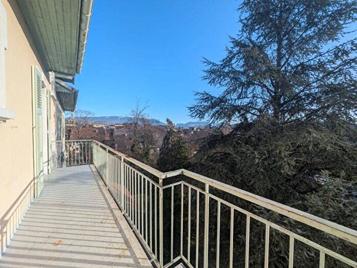 Appartement à louer - Centre Nord, Rumilly - 4 pièces - 3 chambres