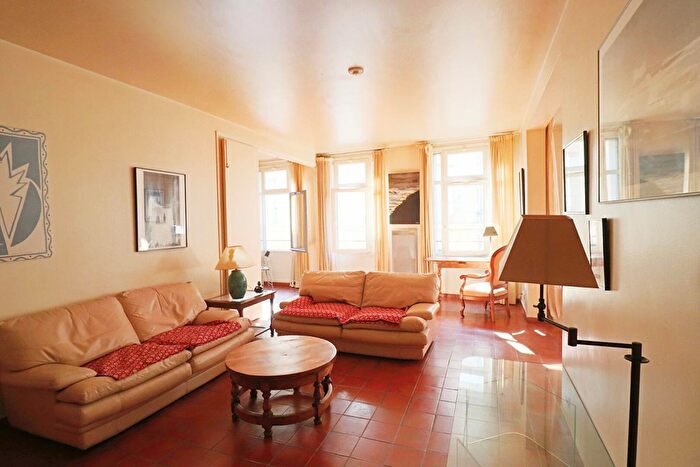 Appartement 4 pièces à Avignon, Raspail, Vernet, à vendre