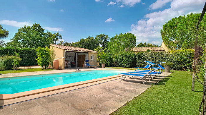 Saint-Saturnin-lès-Apt : Maison 10 pièces à vendre
