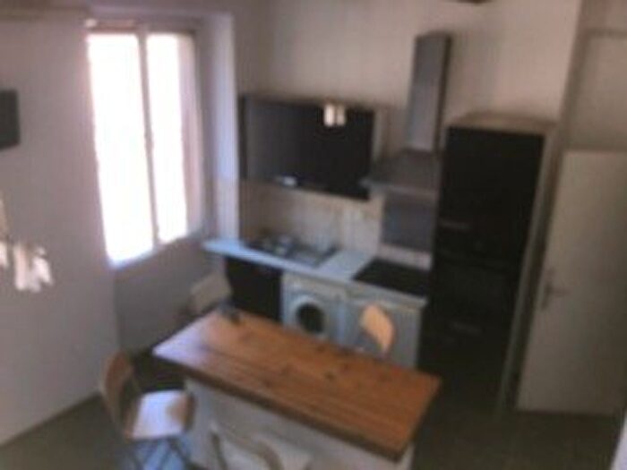 Appartement à louer - Marseille e , Chutes Lavie - 1 pièce