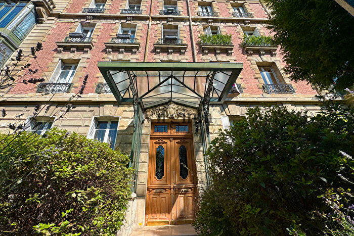 Appartement à vendre - Charenton-le-Pont, Centre ancien - 5 pièces - 3 chambres