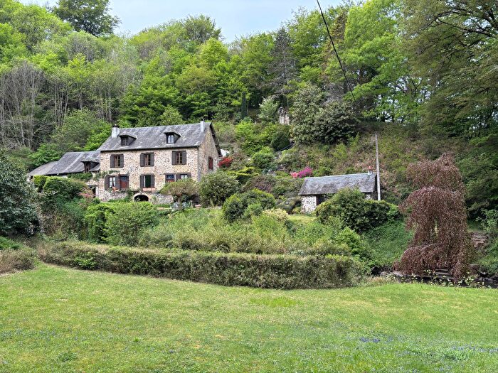 Maison 7 pièces à vendre - Vigeois