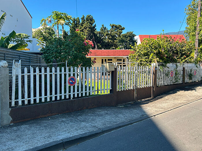 Maison 4 pièces à vendre à Saint-Denis, Le Butor, Champ-Fleuri, Sainte-Clotilde