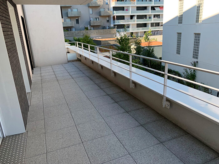Strasbourg, Neudorf, Etoile, Gare, Schluthfeld : Appartement 4 pièces à louer