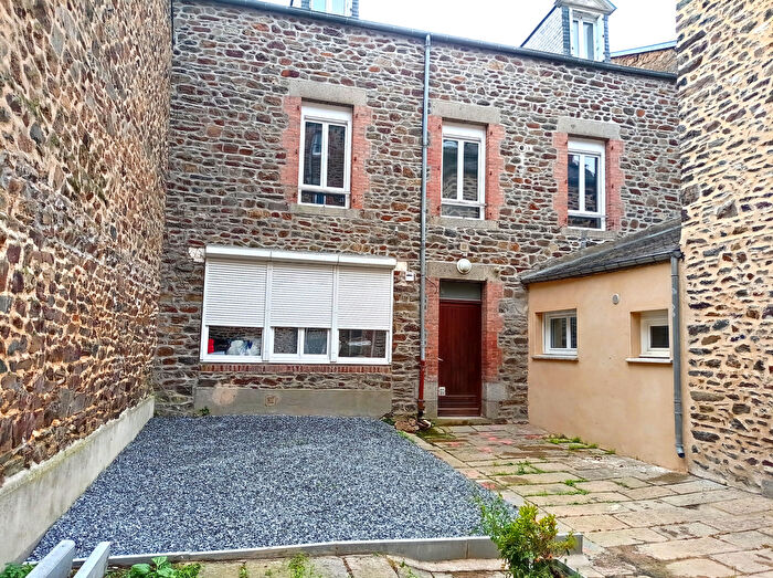 Appartement 1 pièce à louer - Fougères, Paron, Orières, Ecartelée, Bonabry