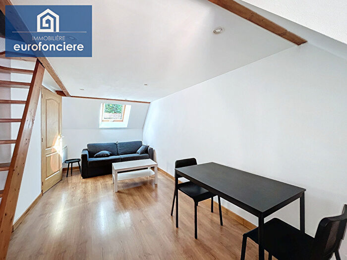 Appartement à louer - Troyes, Cathédrale - 1 pièce