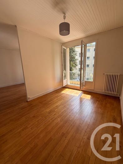 Orsay, Le Guichet : Appartement 4 pièces à louer