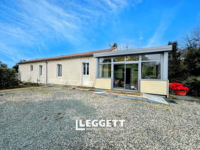 Maison à vendre - LHermenault - 5 pièces - 3 chambres