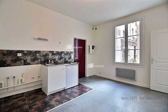 Appartement à louer - Vallée de Fécamp, Paris ème arrondissement - 2 pièces - 1 chambre