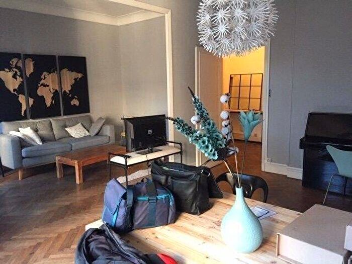 Appartement à louer - Marseille ème arrondissement - 2 pièces - 1 chambre