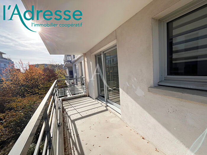 Appartement à vendre - Noisiel, Ville nouvelle - 3 pièces - 2 chambres