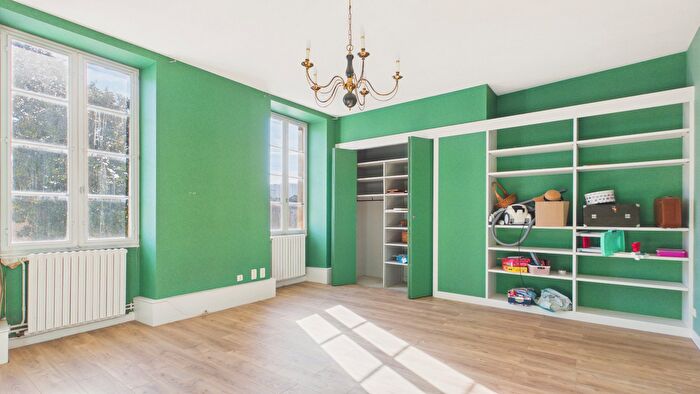 Appartement à vendre - Saint-Céré - 4 pièces - 4 chambres