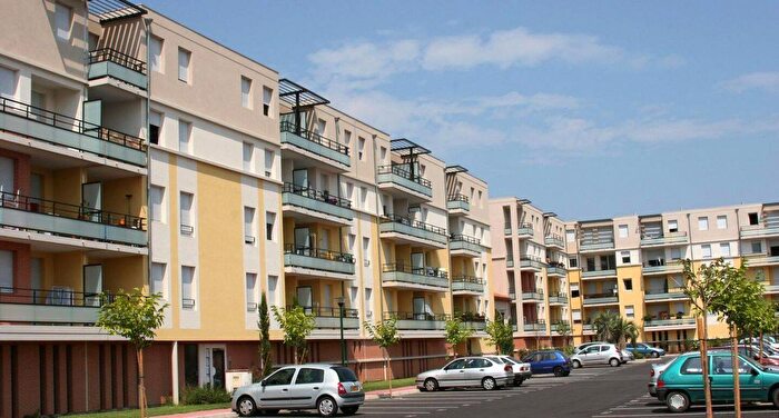 Appartement à louer - Zone Agricole, Saint-Estève - 3 pièces - 2 chambres