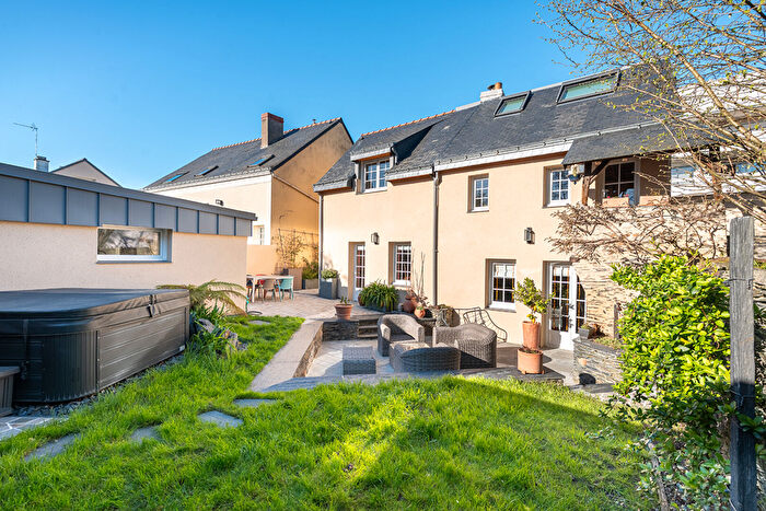 Maison à vendre - Angers, Roseraie - 6 pièces - 4 chambres