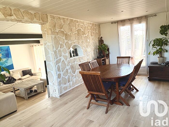 Maison à vendre - Saint-Mathieu-de-Tréviers - 3 pièces - 2 chambres