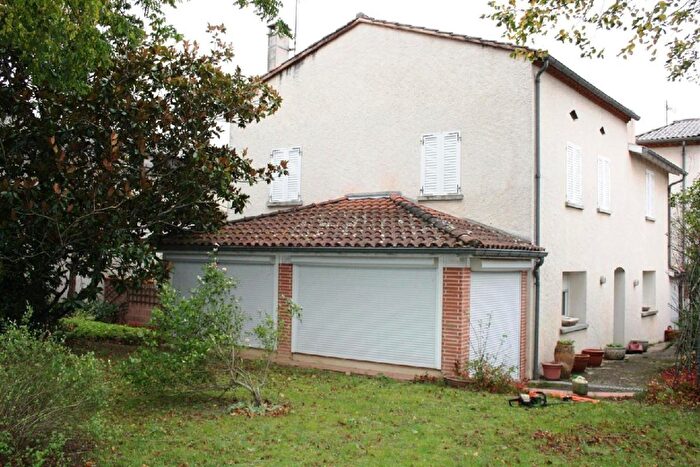 Maison à vendre - Graulhet - 6 pièces - 3 chambres